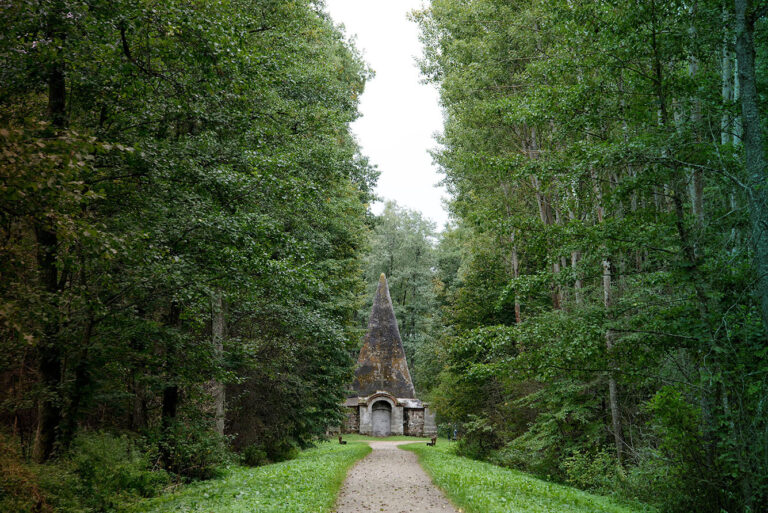 Rapa: The Mysterious Pyramid of Poland - 3 Seas Europe
